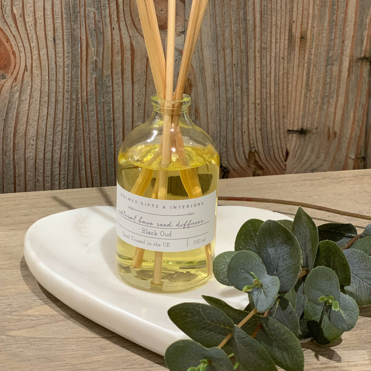 Holmes Black Oud Reed Diffuser – Holmes Gifts and Interiors